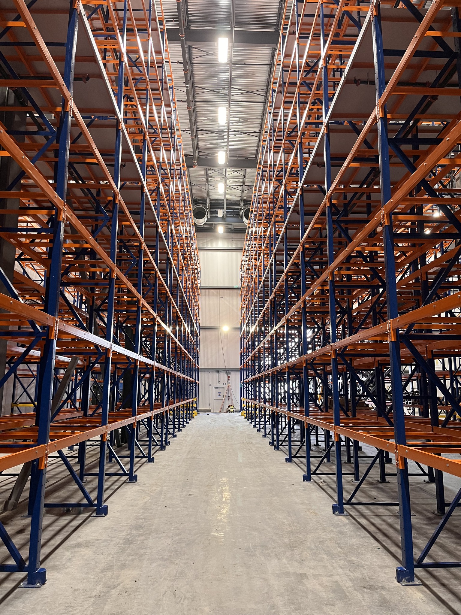 STRUCTURAL PALLET RACK – West Coast Installations